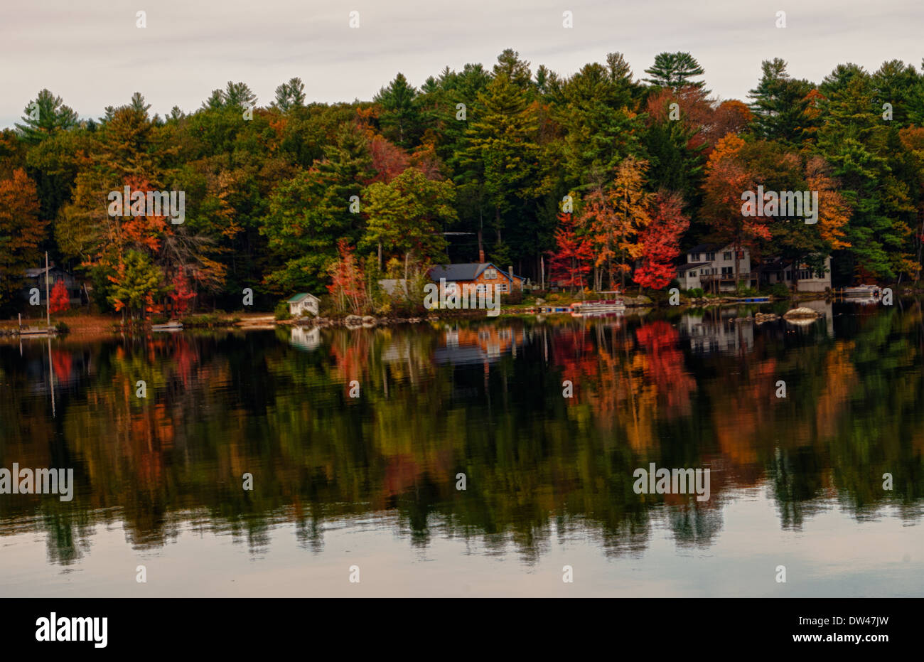 Norway Maine beautiful fall scene of Lake Pennasseewassee with summer ...