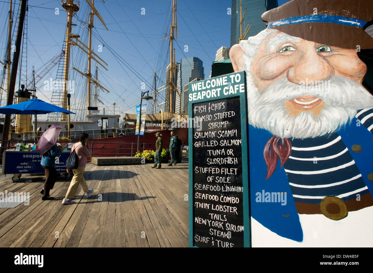 Seaport Cafe Restaurant in the Seaport. Pier 16 and 17. South Street ...