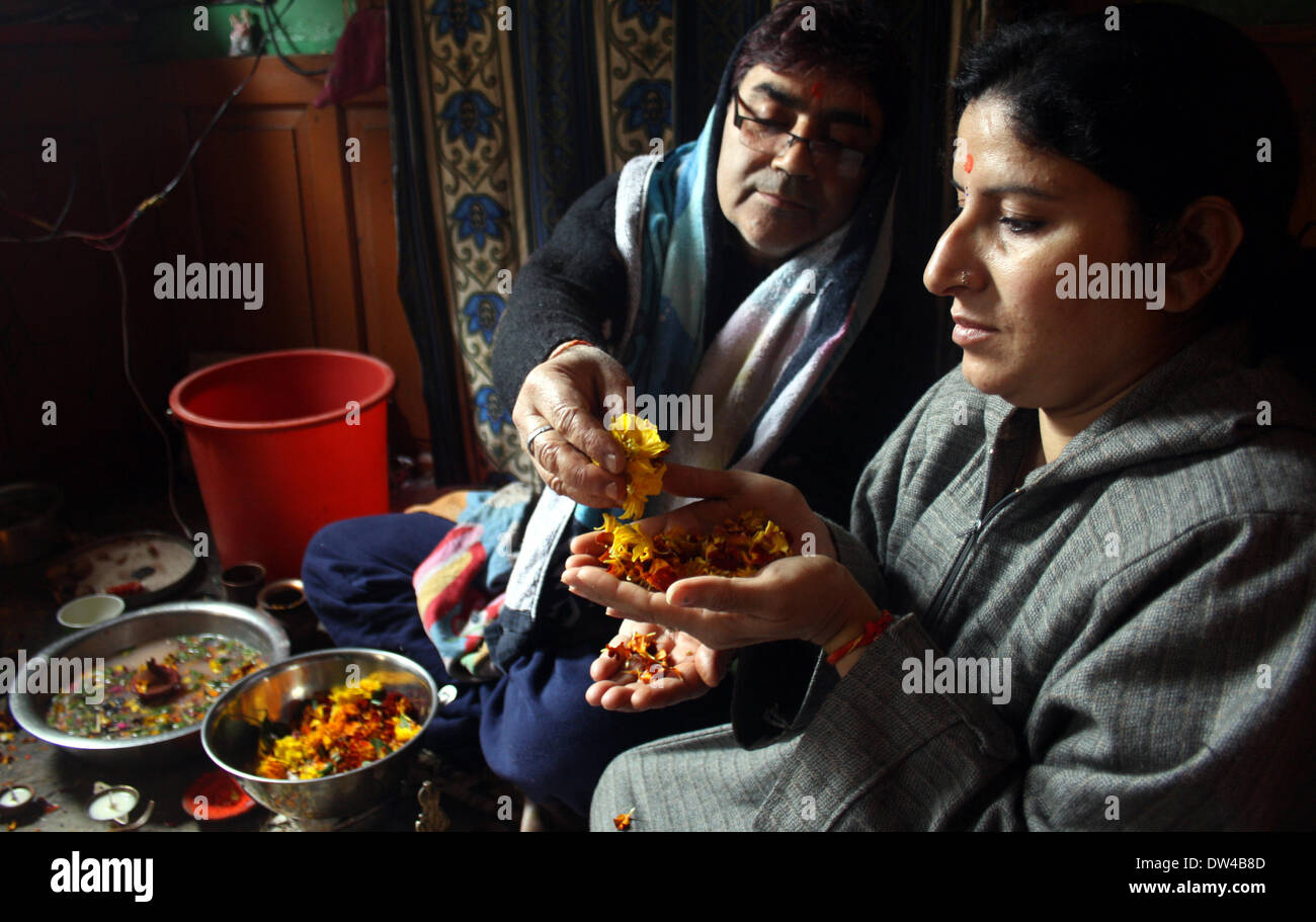 Kashmiri pandit community hi-res stock photography and images - Alamy