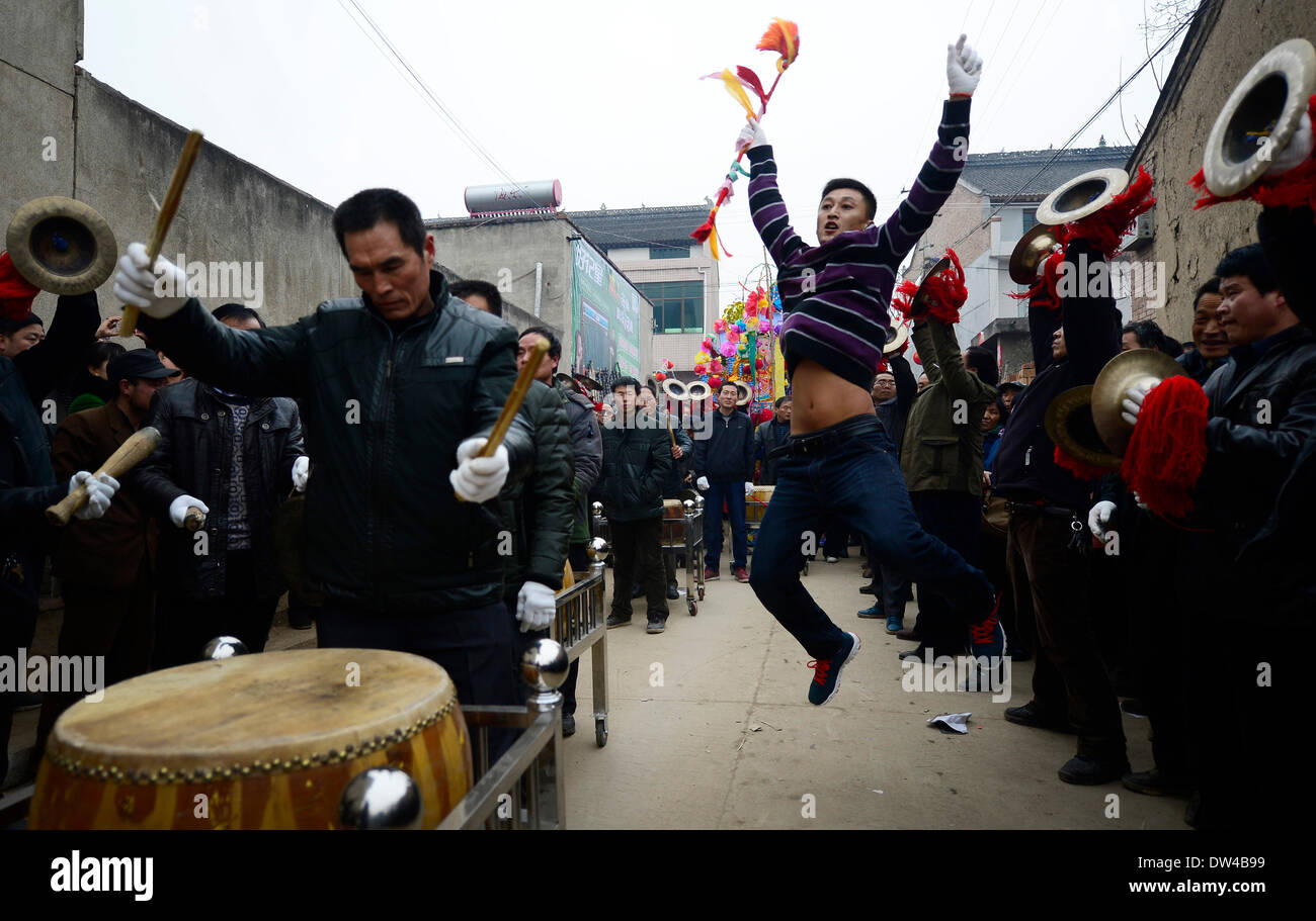 Gong xian county hi-res stock photography and images - Alamy