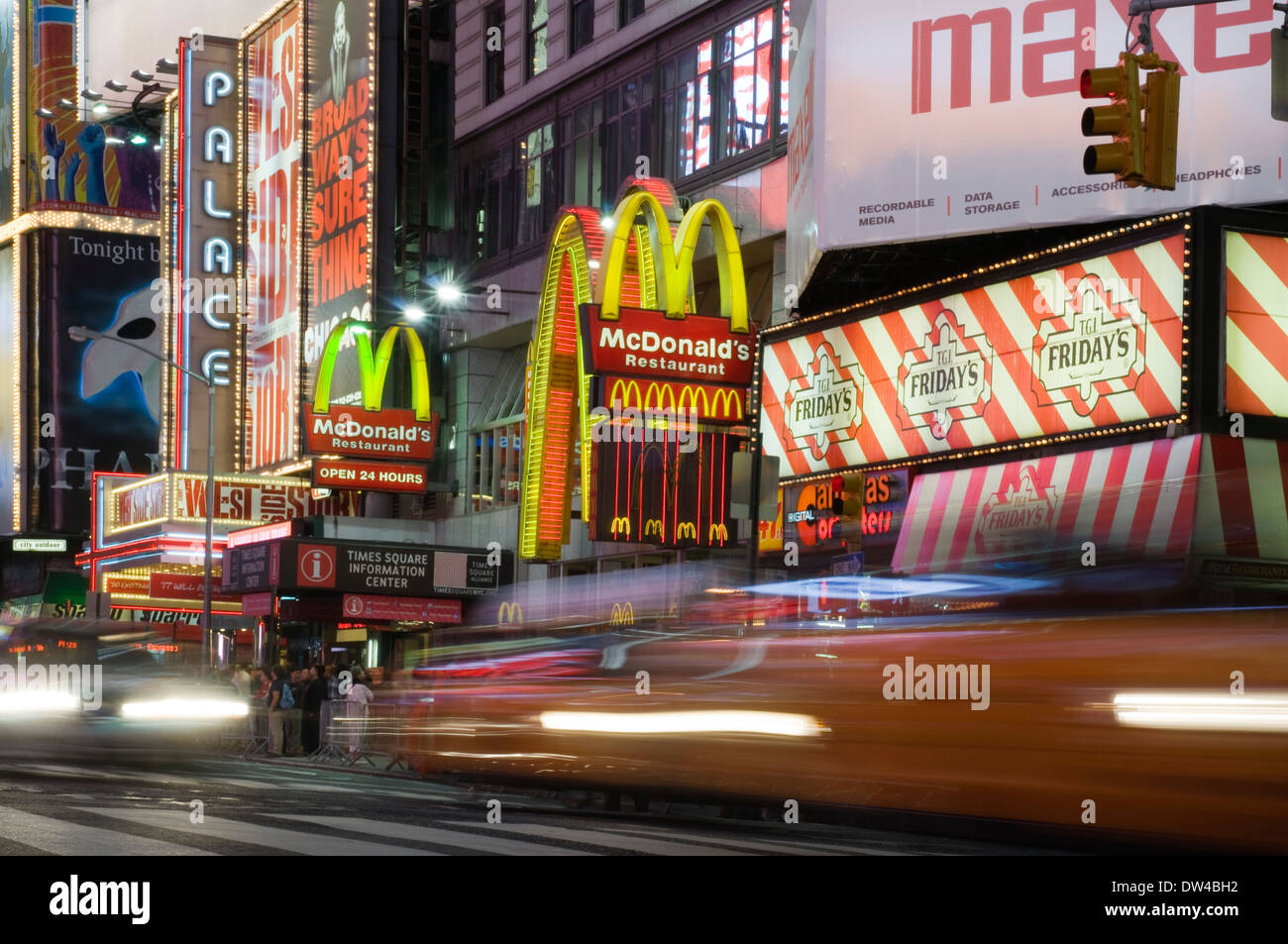 1560 broadway hi-res stock photography and images - Alamy
