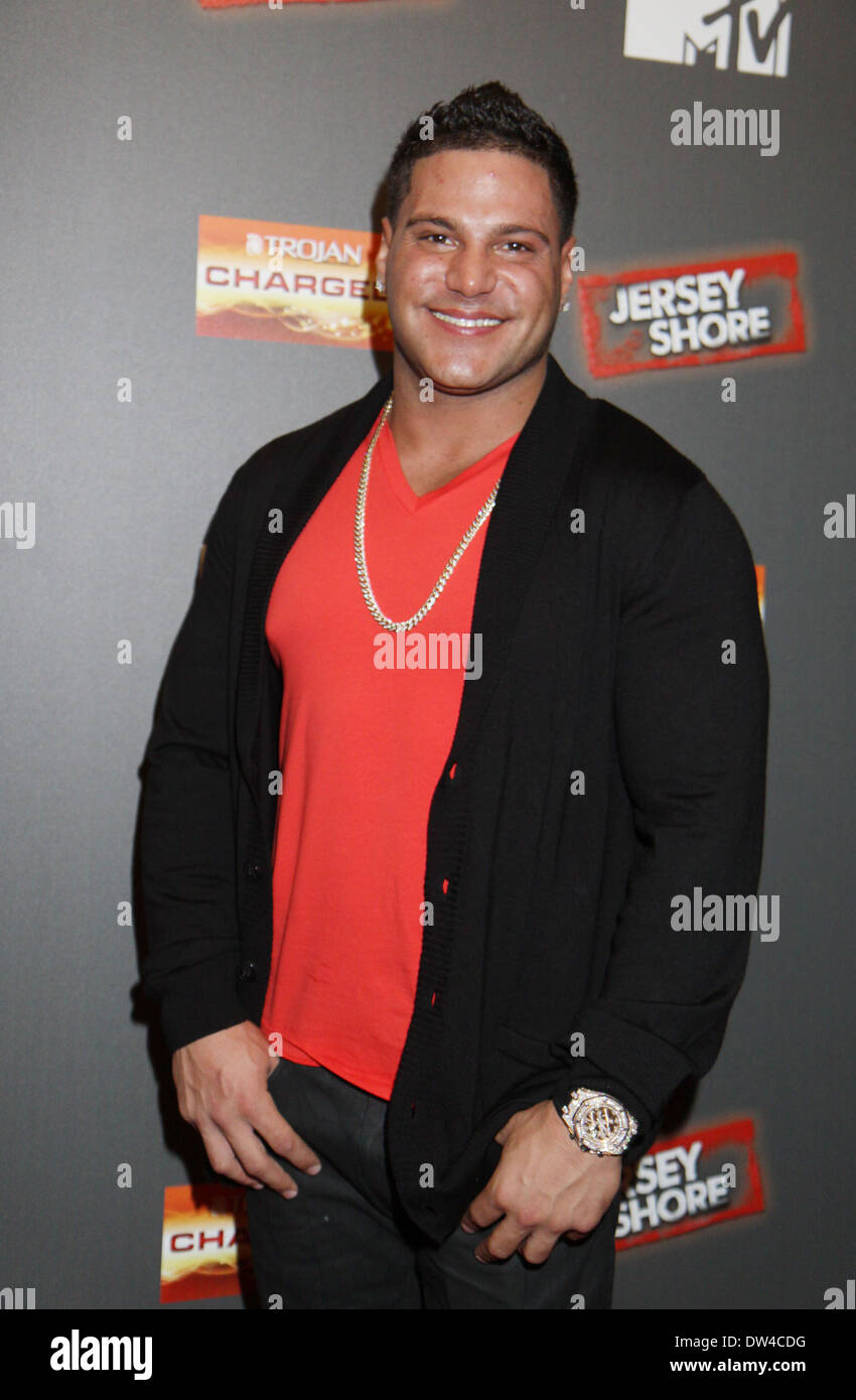 Ronald "Ronnie" Ortiz-Magro 'Jersey Shore' season 6 premiere party ...