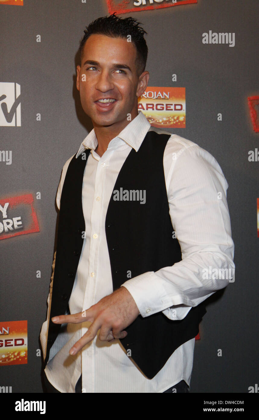 Mike 'The Situation' Sorrentino 'Jersey Shore' season 6 premiere party ...
