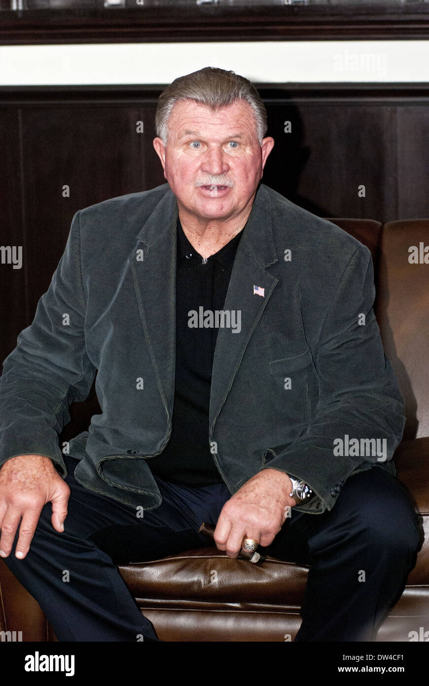Mike Ditka Legends fight night honoring Mike Ditka held at Chicago ...