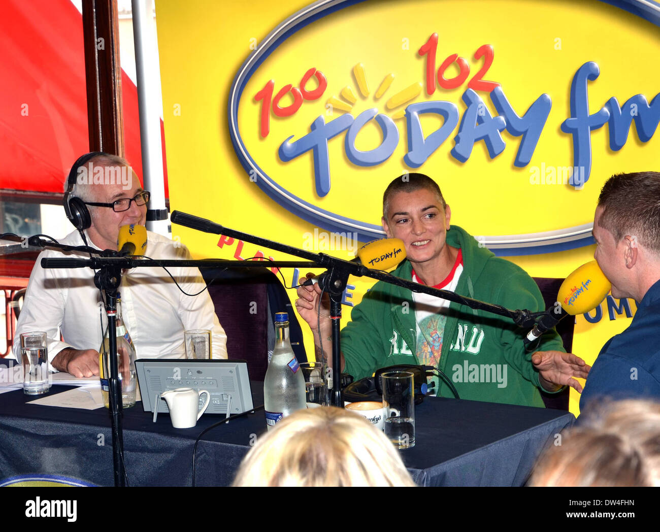 Damien dempsey sinead oconnor damien hi-res stock photography and ...