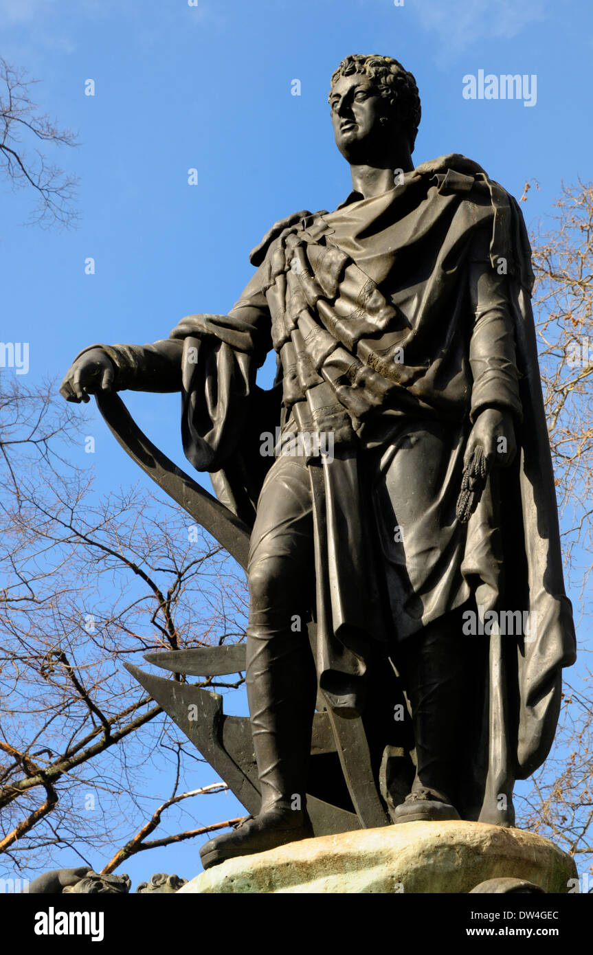 London, England, UK. Statue (1809; Sir Richard Westmacott) of Francis ...