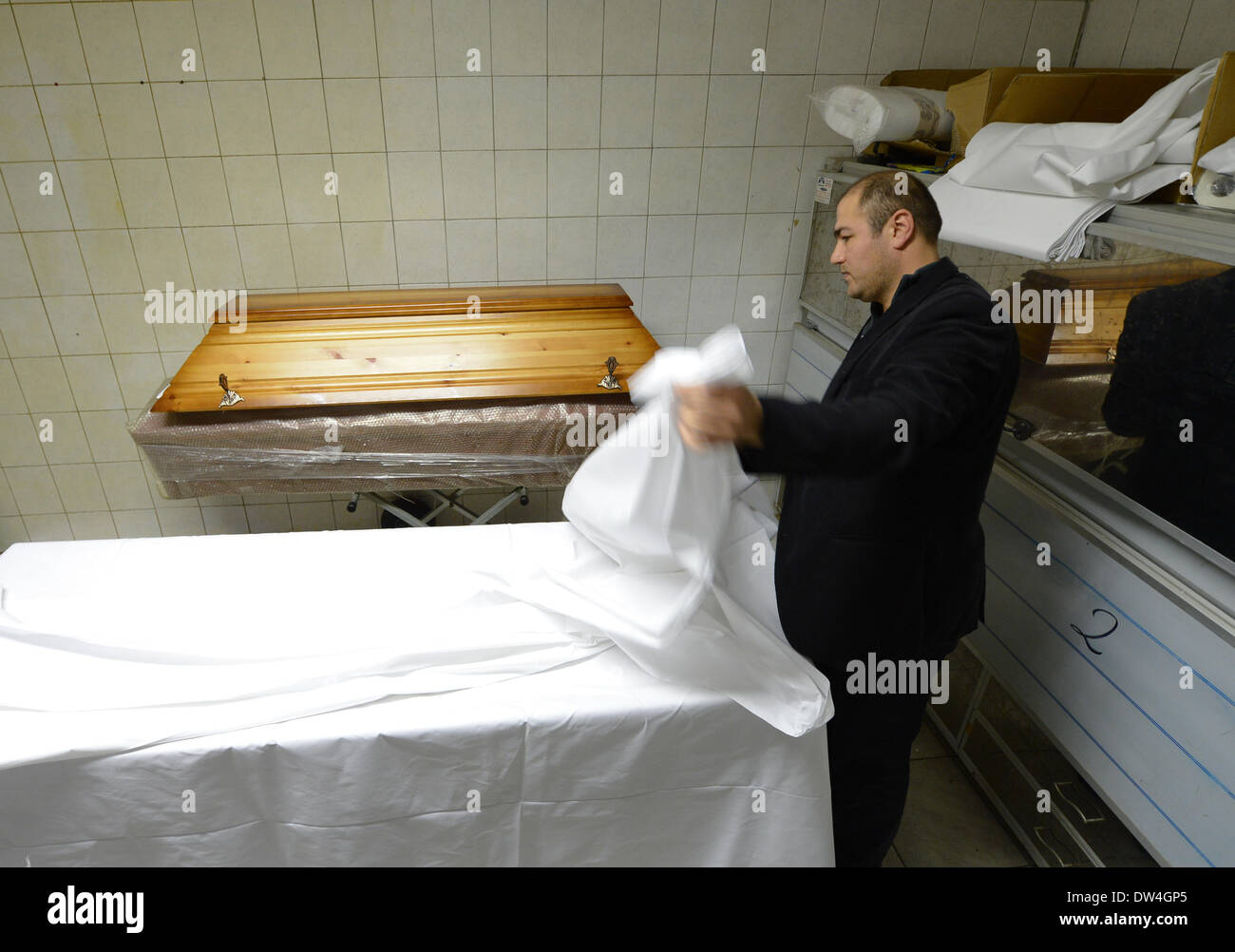 Burial Shroud High Resolution Stock Photography and Images - Alamy