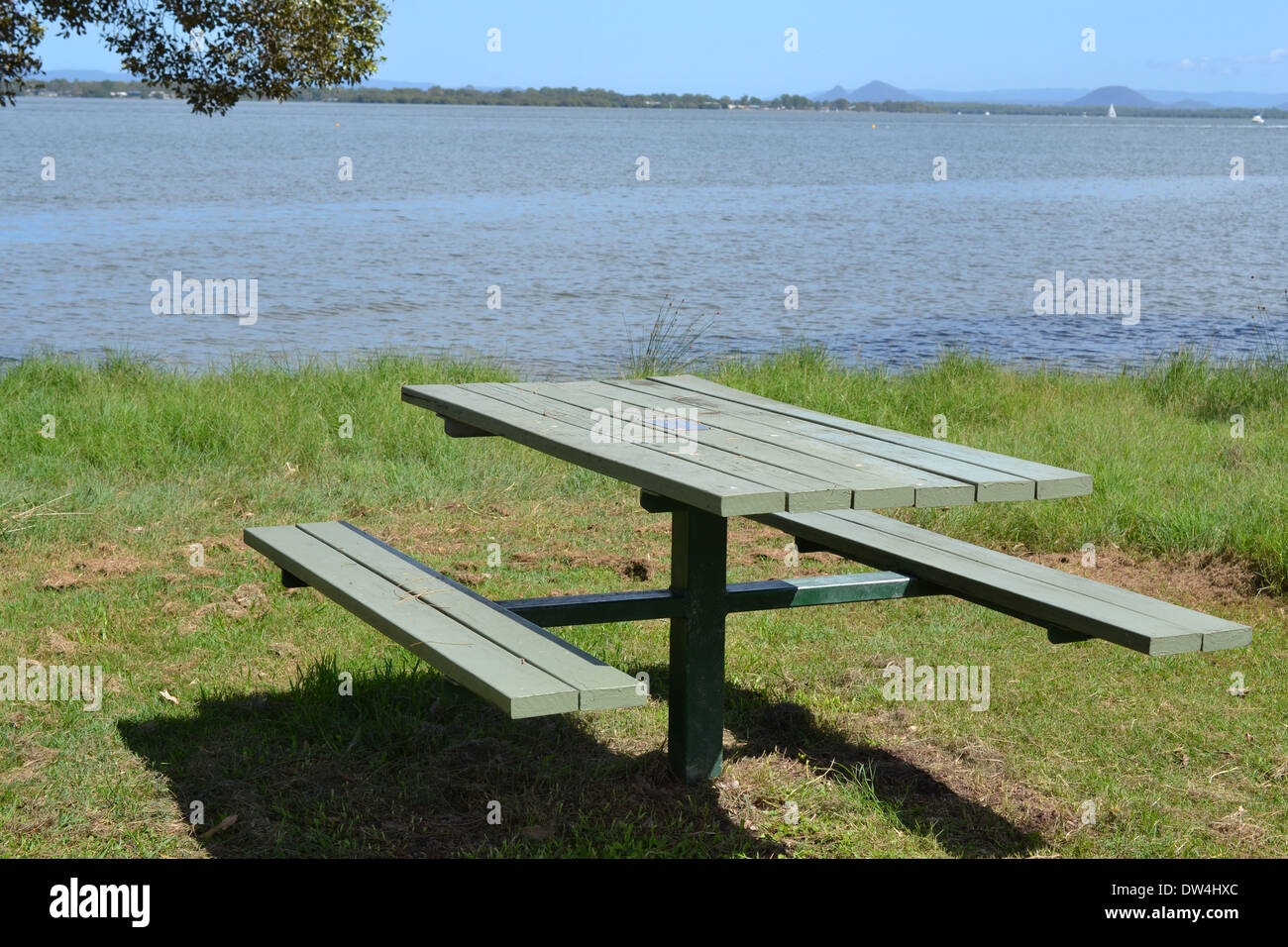 picnic table overlooking Pumicestone Passage / Glasshouse Mountains ...