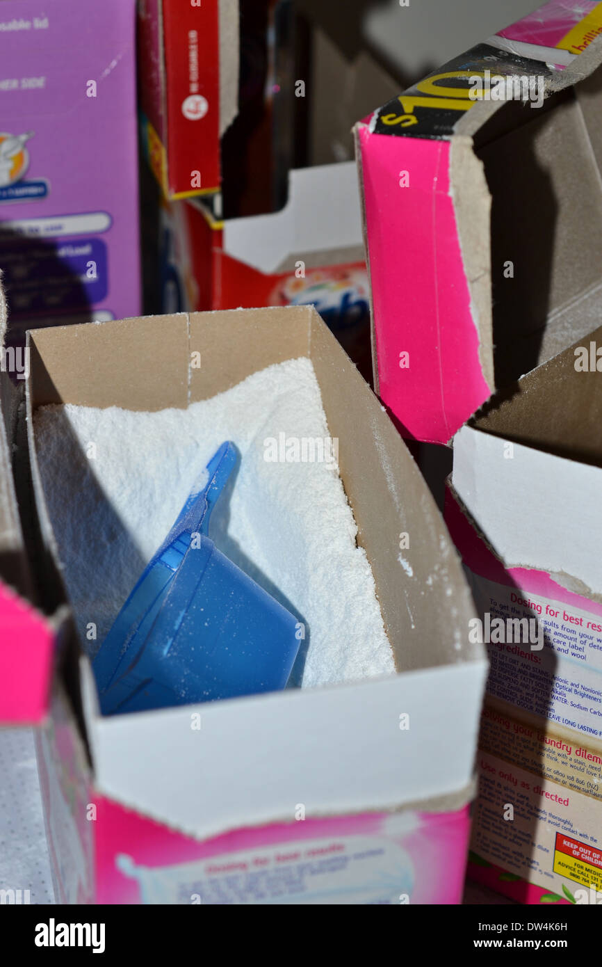 Washing powder box hi-res stock photography and images - Alamy