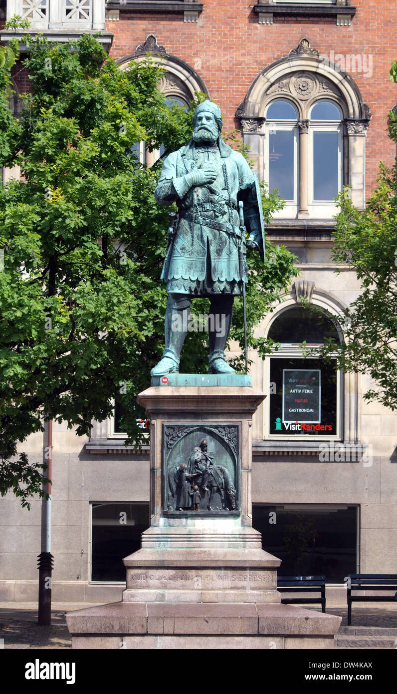 Randers statue hi-res stock photography and images - Alamy