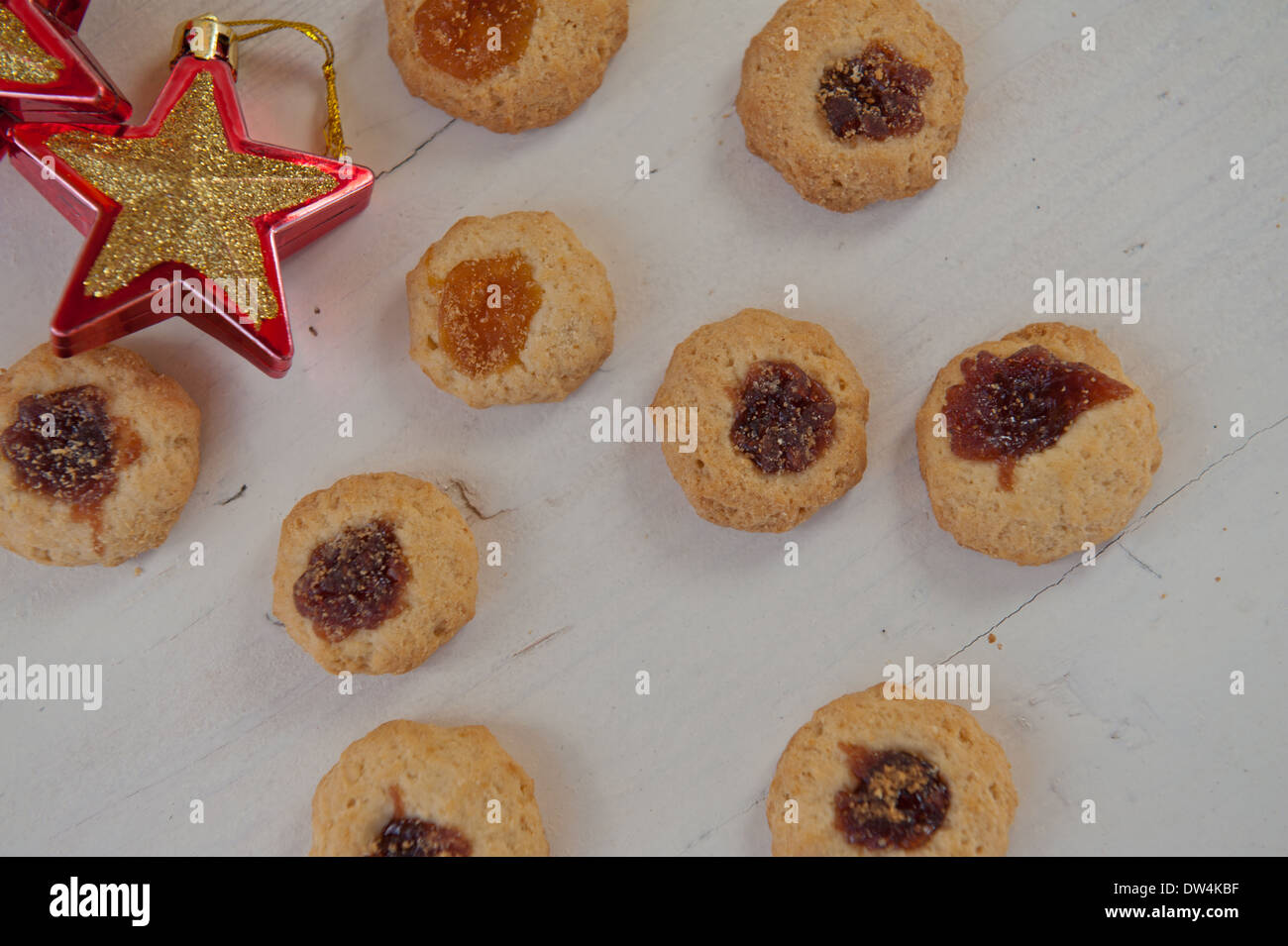 Round biscuits with jam Stock Photo - Alamy