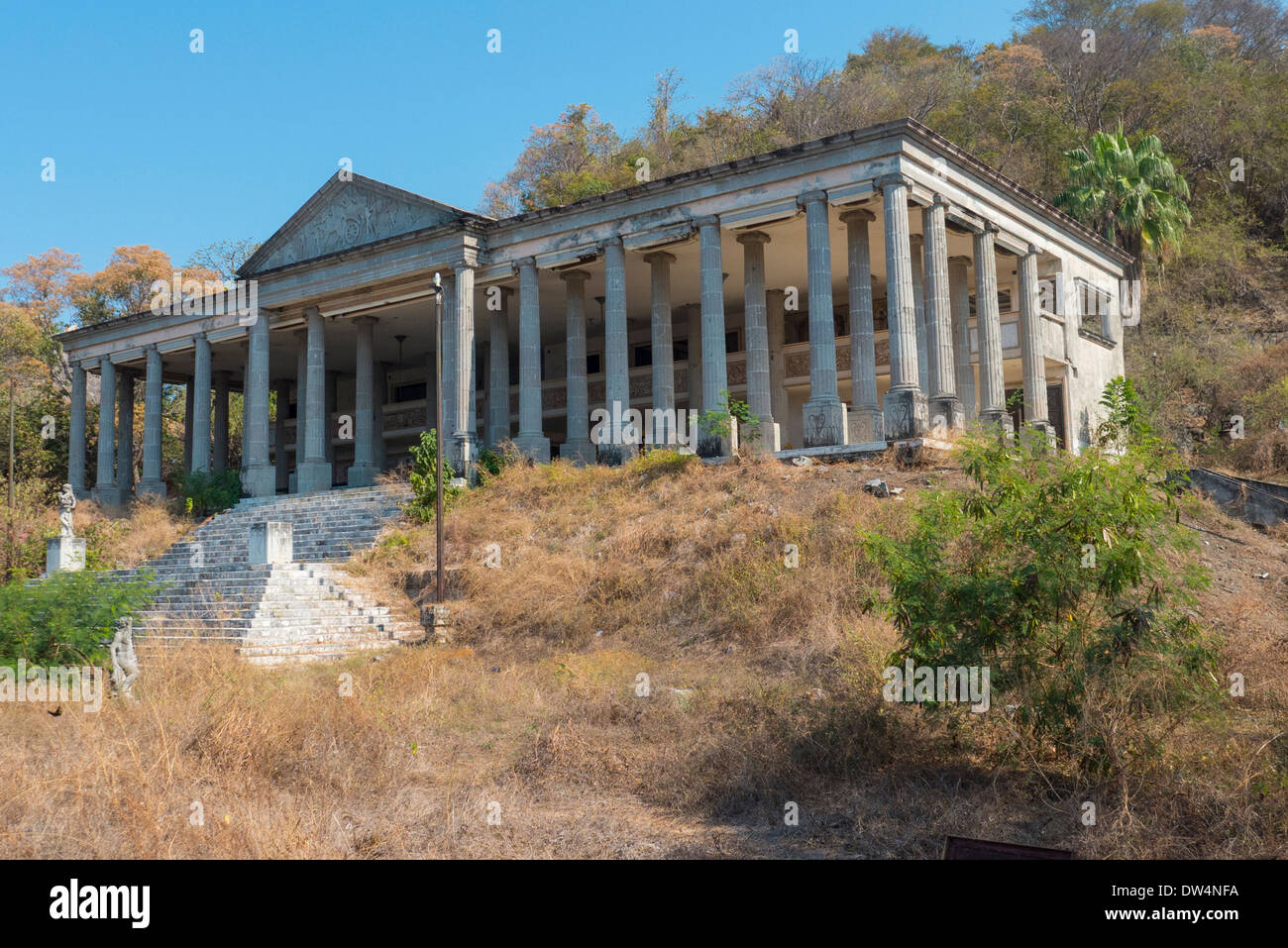 Parthenon replica, built by Mexico City police chief Aturo Durazo ...