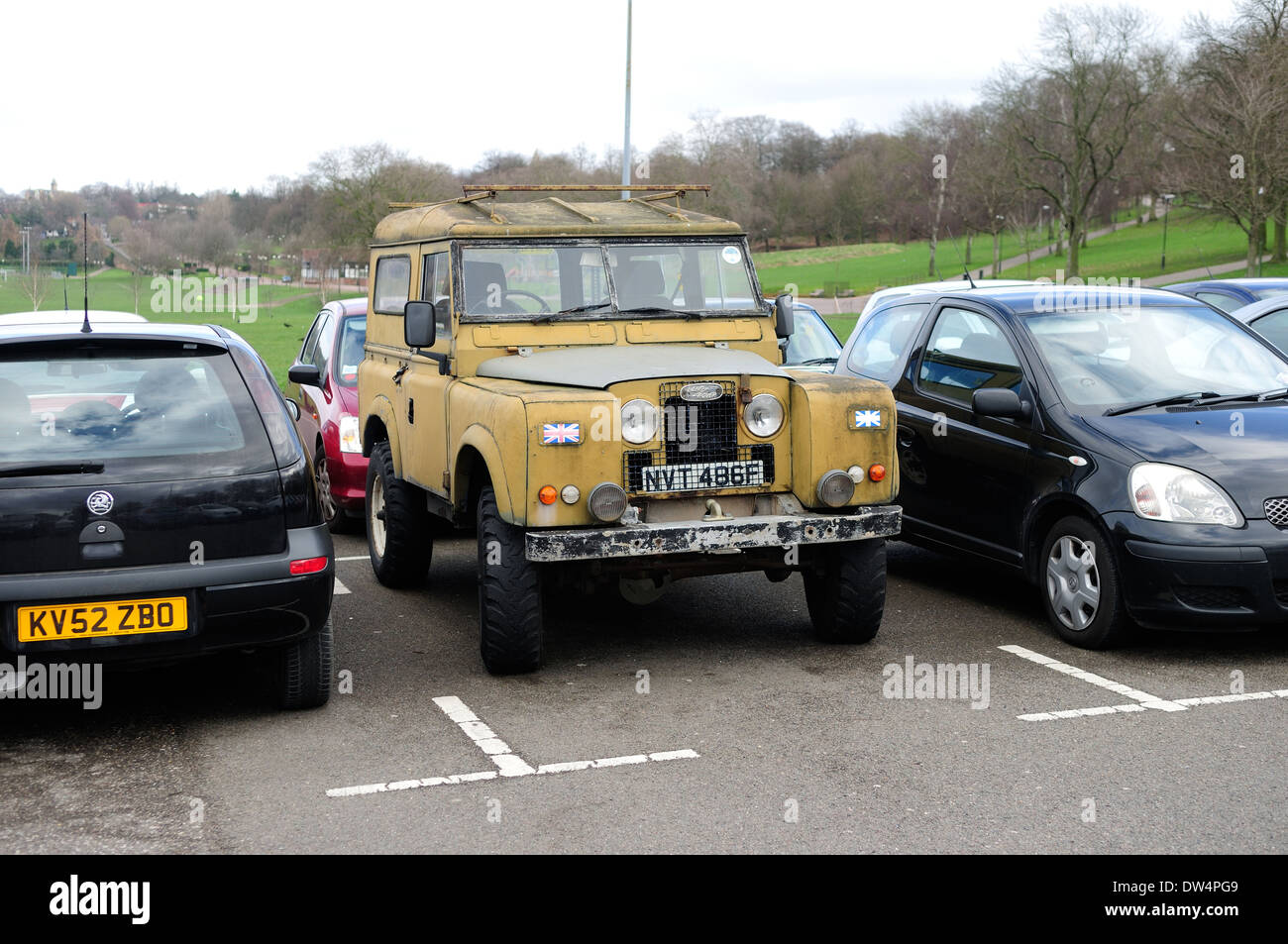 Land rover Parked IN Car Park Stock Photo - Alamy