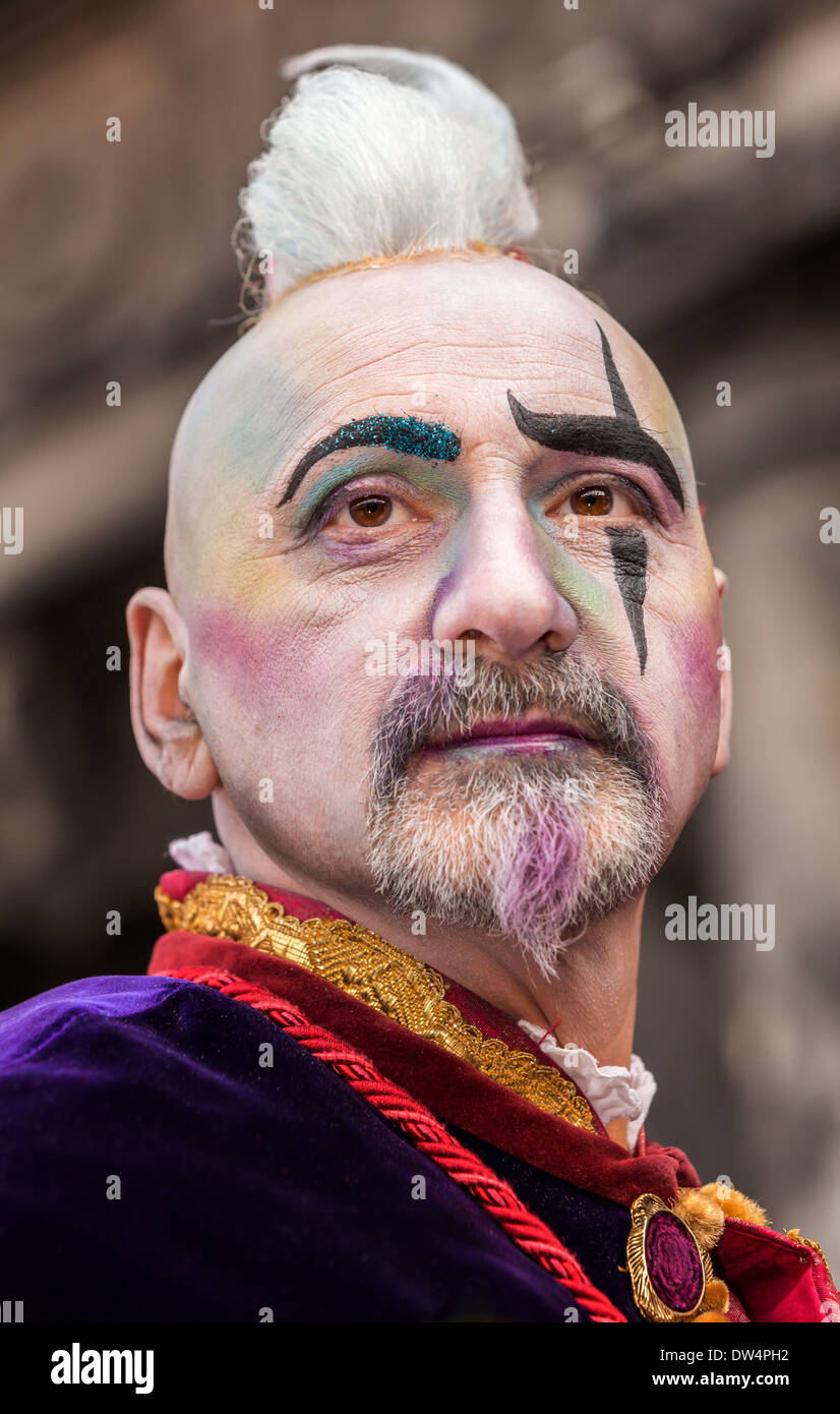 Venetian mask male masquerade mask hi-res stock photography and images ...