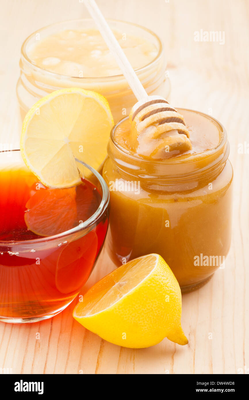 Sweet tea honey in hi-res stock photography and images - Alamy