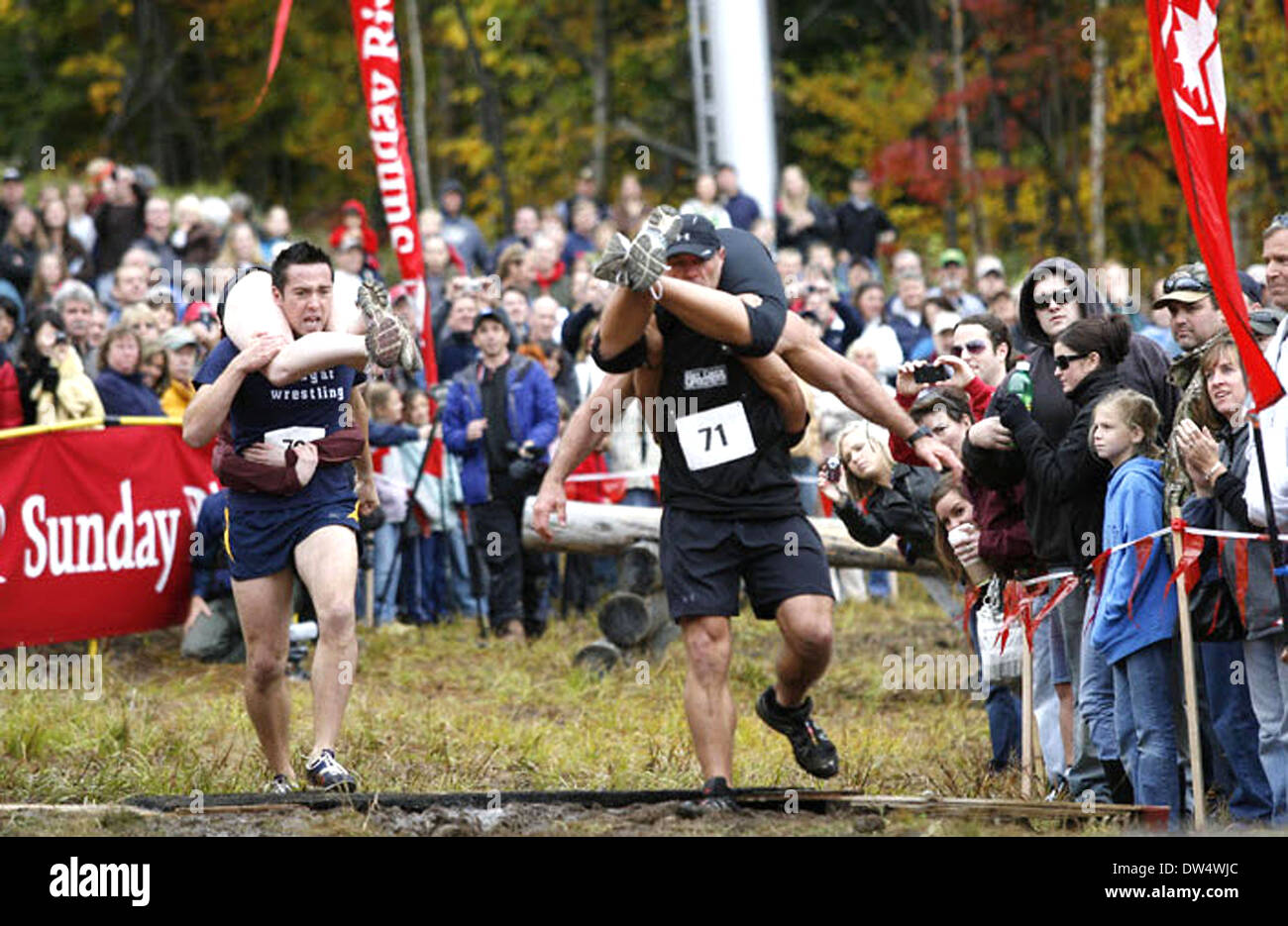 North american wife carrying competition hi-res stock photography and ...