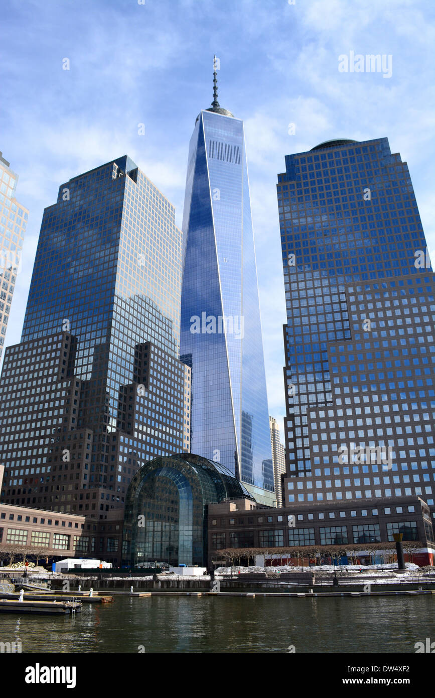 Lower Manhattan skyline including World Trade Center Tower one and ...