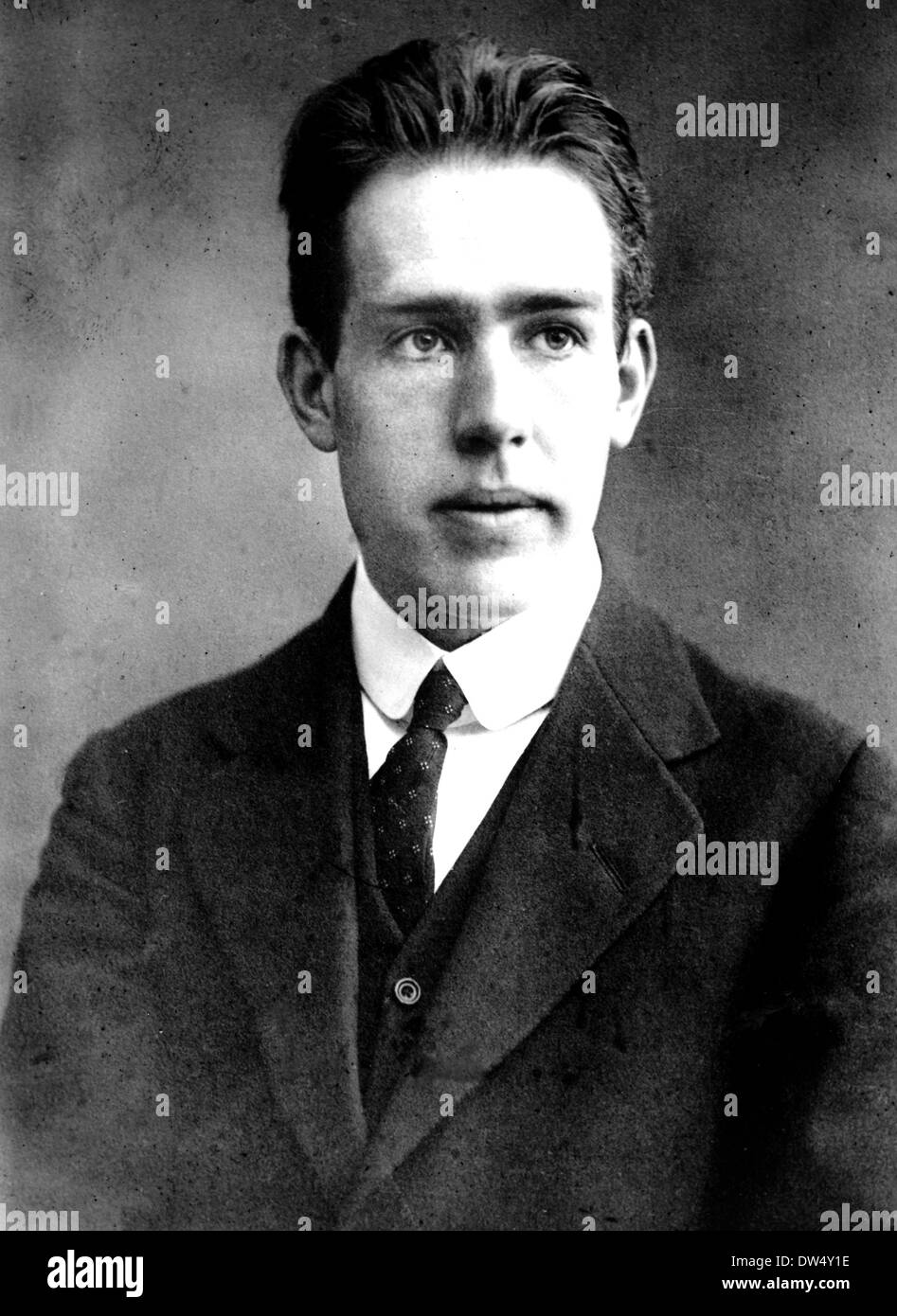 Atomic theory hi-res stock photography and images - Alamy