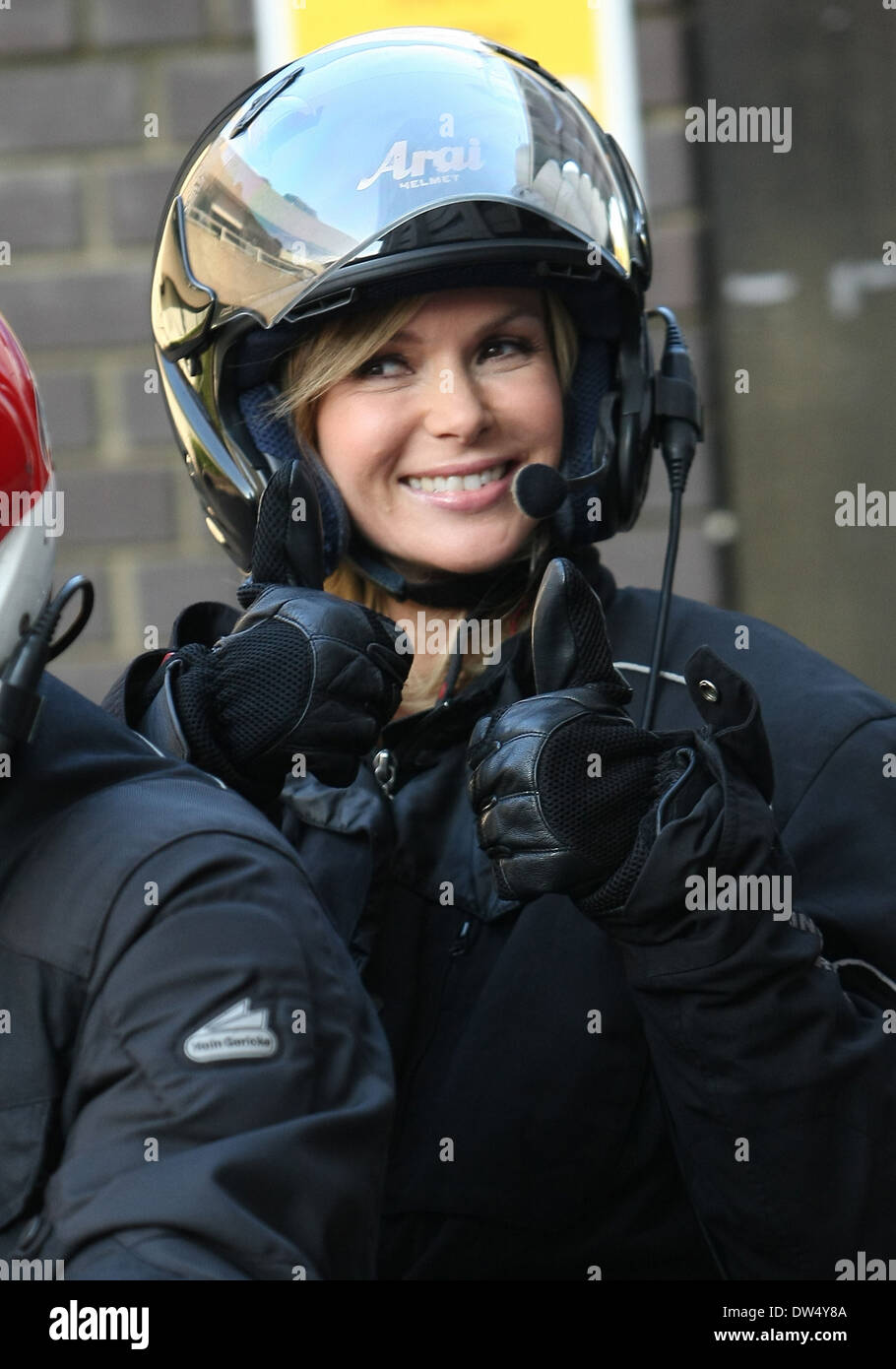 Amanda Holden at the ITV studios London, England - 09.10.12 Featuring ...