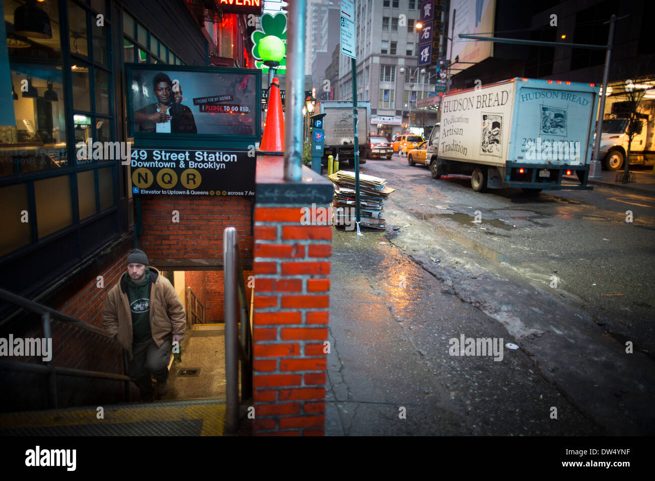 Subway stairs hi-res stock photography and images - Alamy
