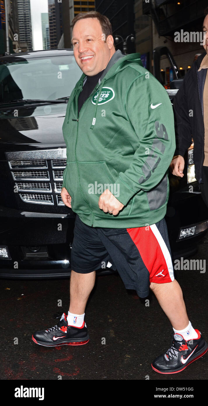 Kevin James arriving at the Ed Sullivan Theater for 'The Late Show with ...