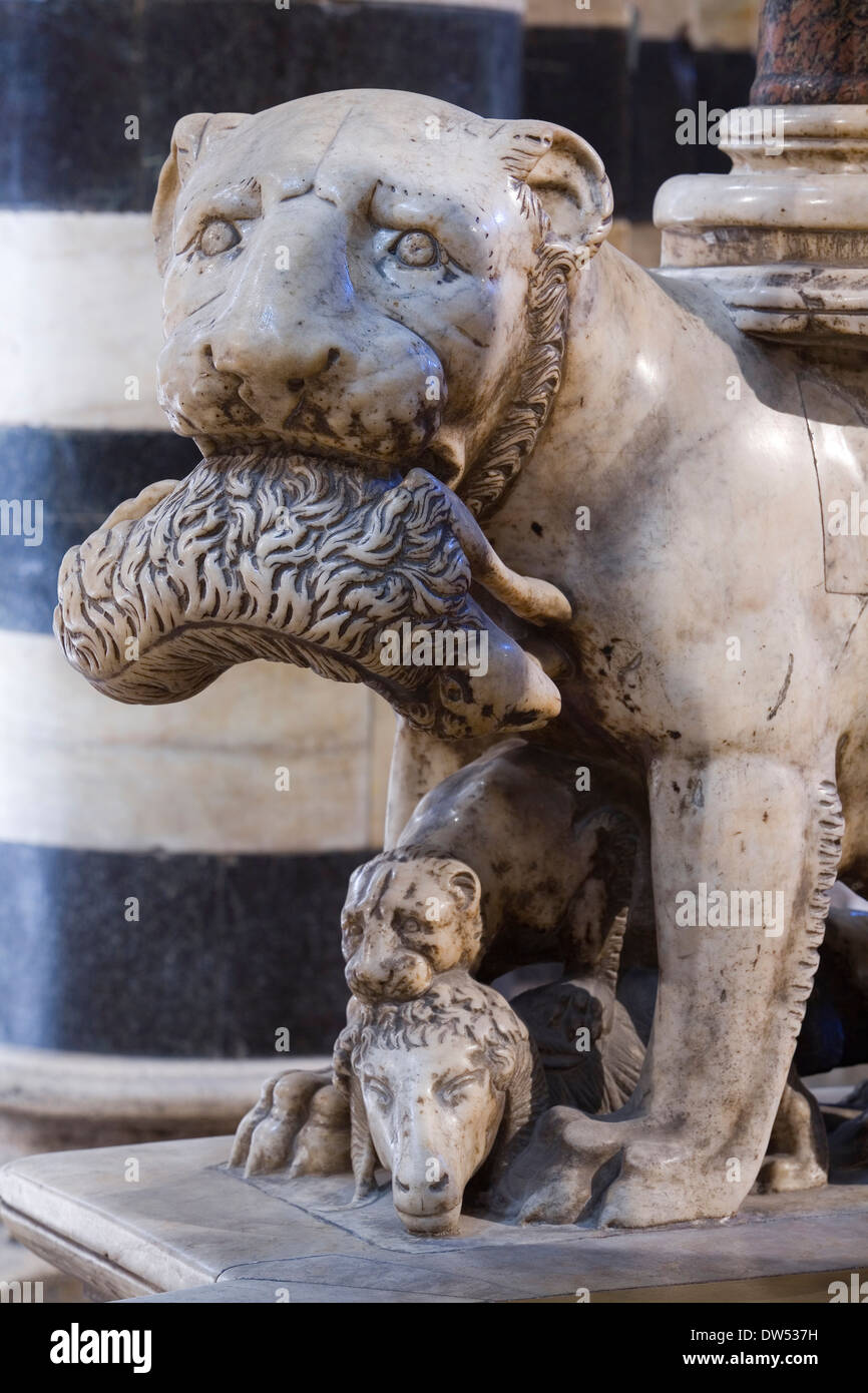 europe, italy, tuscany, siena, cathedral, pulpit by nicola pisano Stock ...