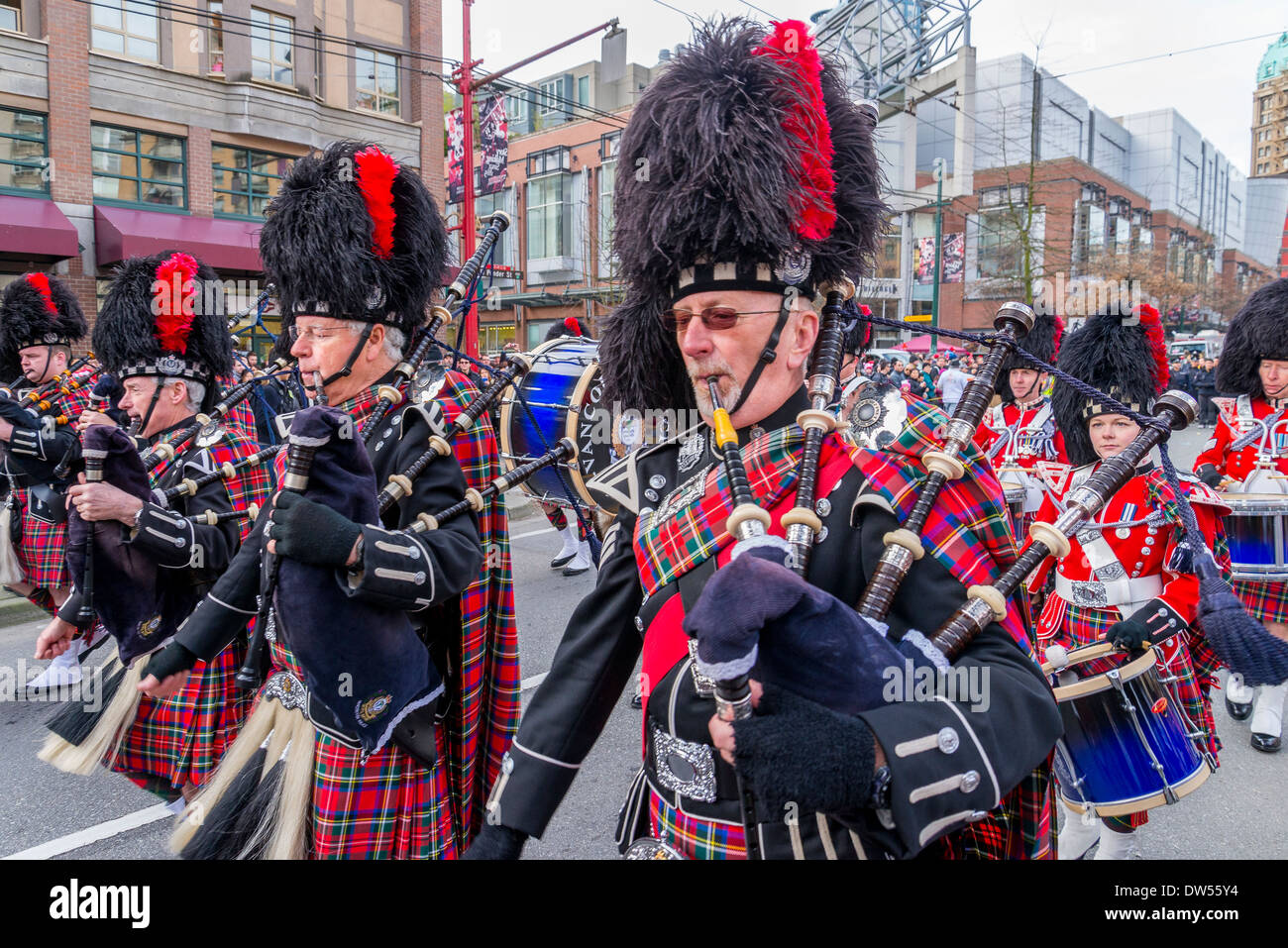 Vancouver police pipe band bagpiper hi-res stock photography and images ...