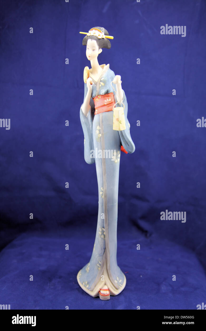 Geisha statue hi-res stock photography and images - Alamy