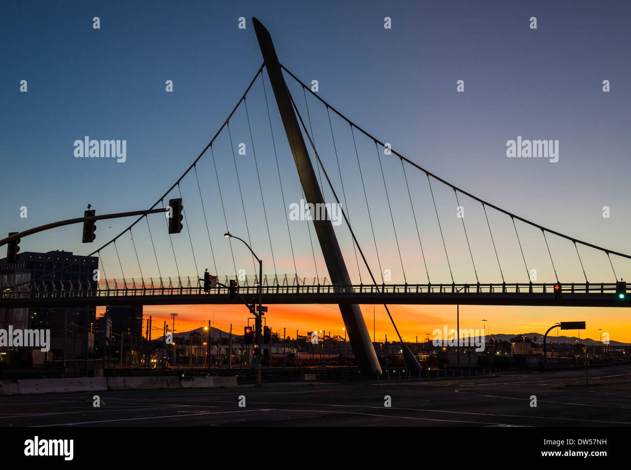 No pedestrian bridges hi-res stock photography and images - Alamy
