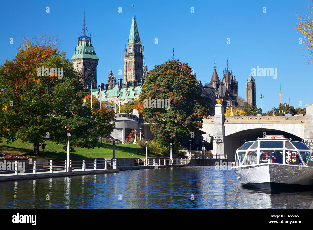 Canada water canal hi-res stock photography and images - Alamy