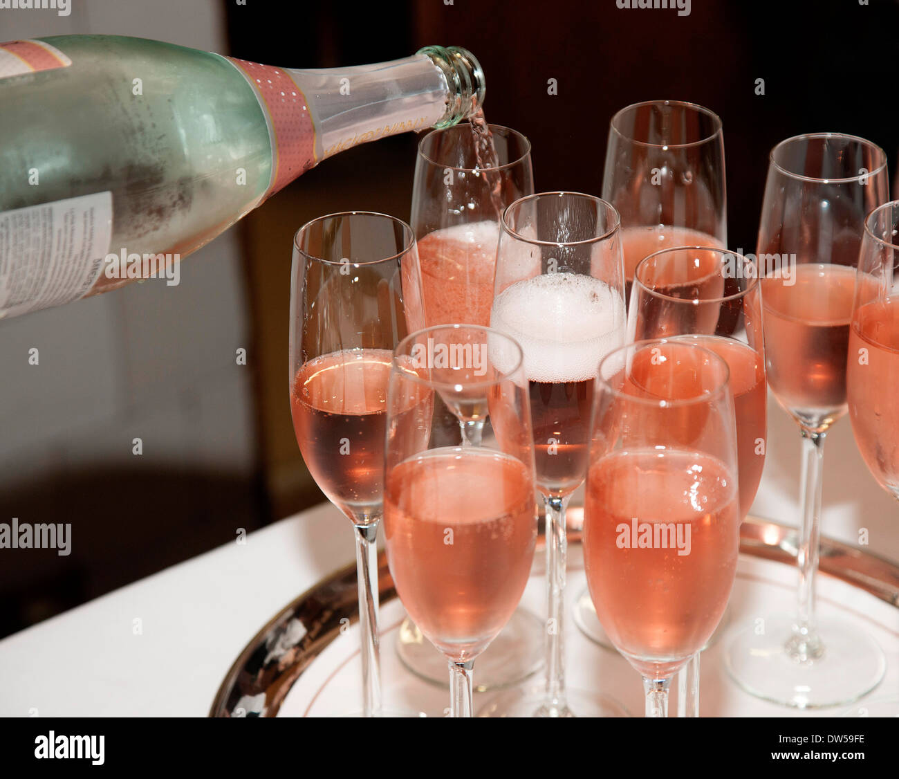 Pink champagne toast hi-res stock photography and images - Alamy