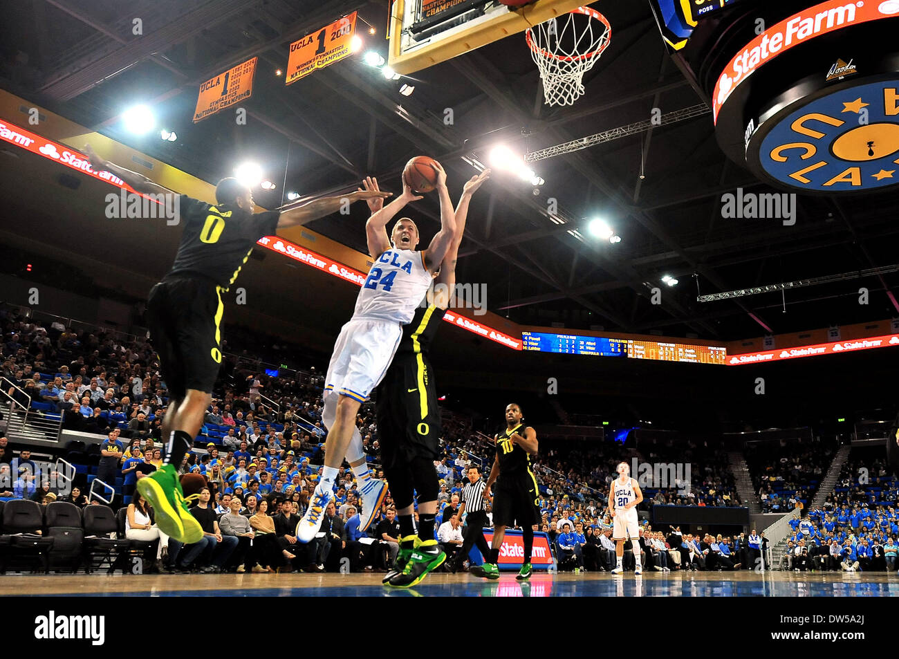 Los Angeles, CA, USA. 27th Feb, 2014. UCLA Bruins forward Travis Wear ...