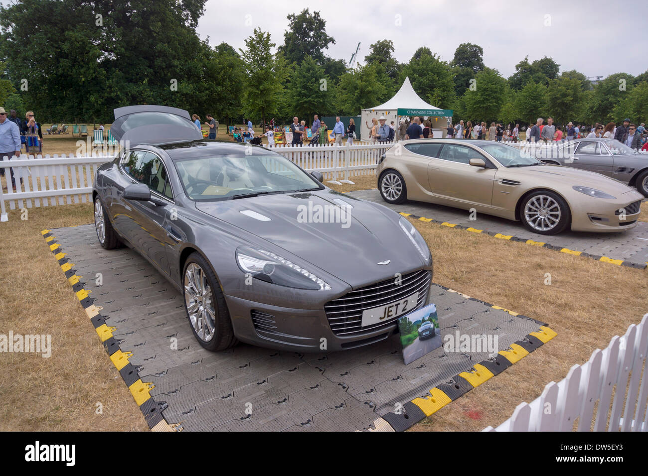 Aston martin bertone jet 2 2 hi-res stock photography and images - Alamy