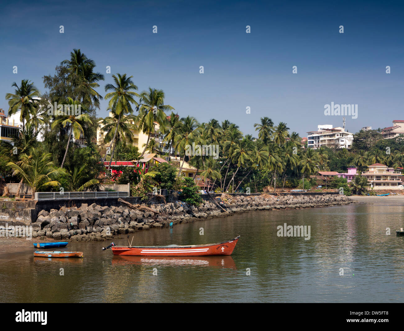 India, Goa, Panjim, Dona Paula and Vainguinim Beach Stock Photo - Alamy