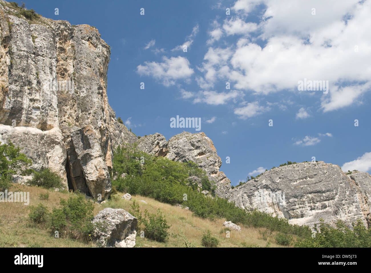View of tall cliffs of Crimea, Ukraine Stock Photo - Alamy