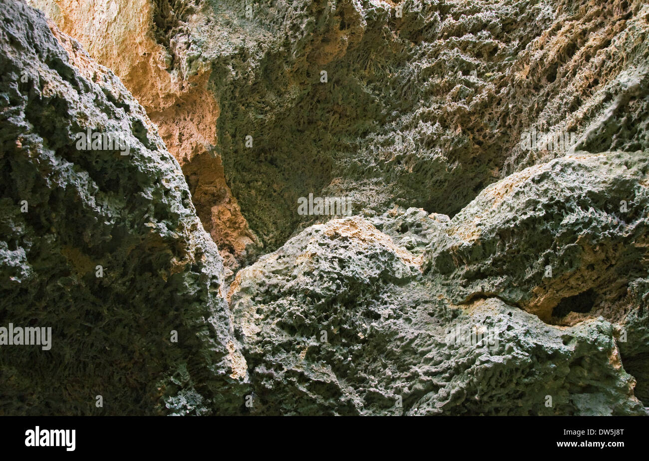 Cavern walls hi-res stock photography and images - Alamy