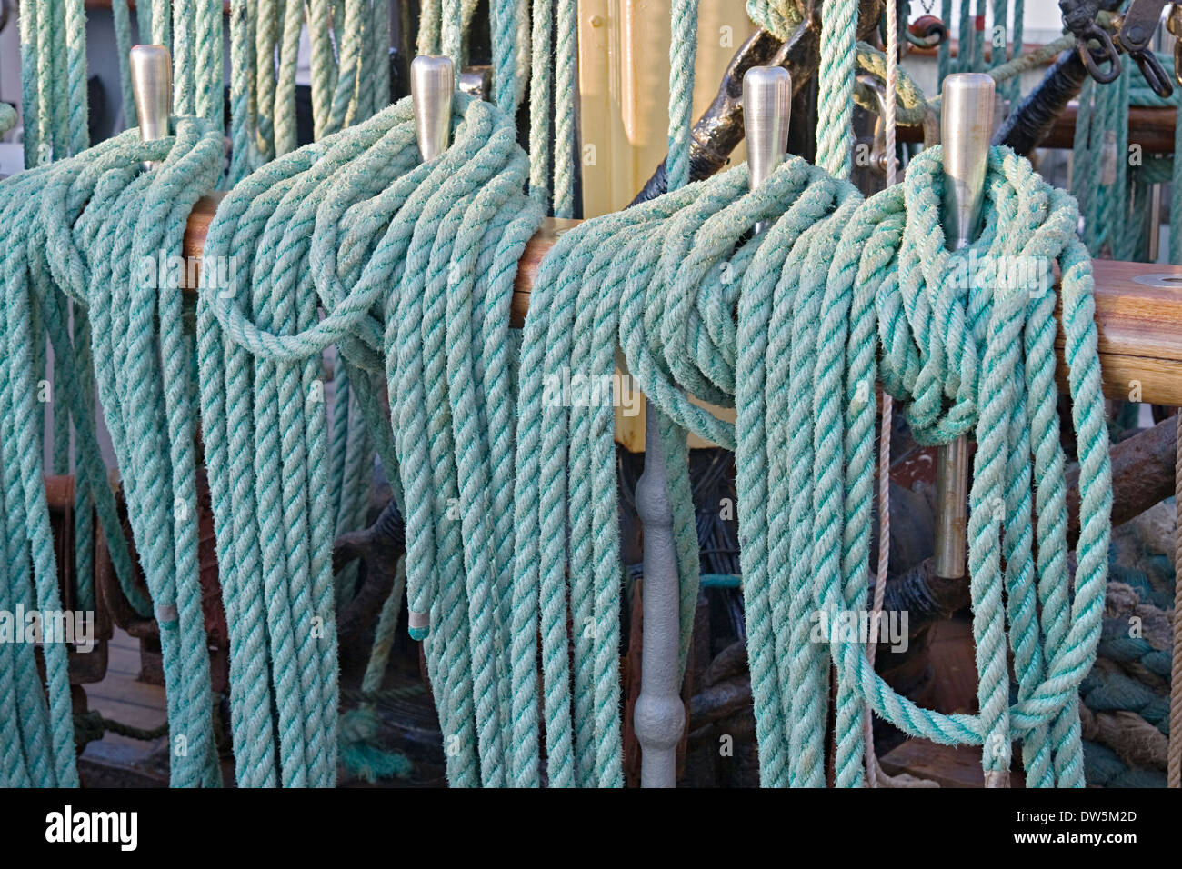 Ship spool hi-res stock photography and images - Alamy