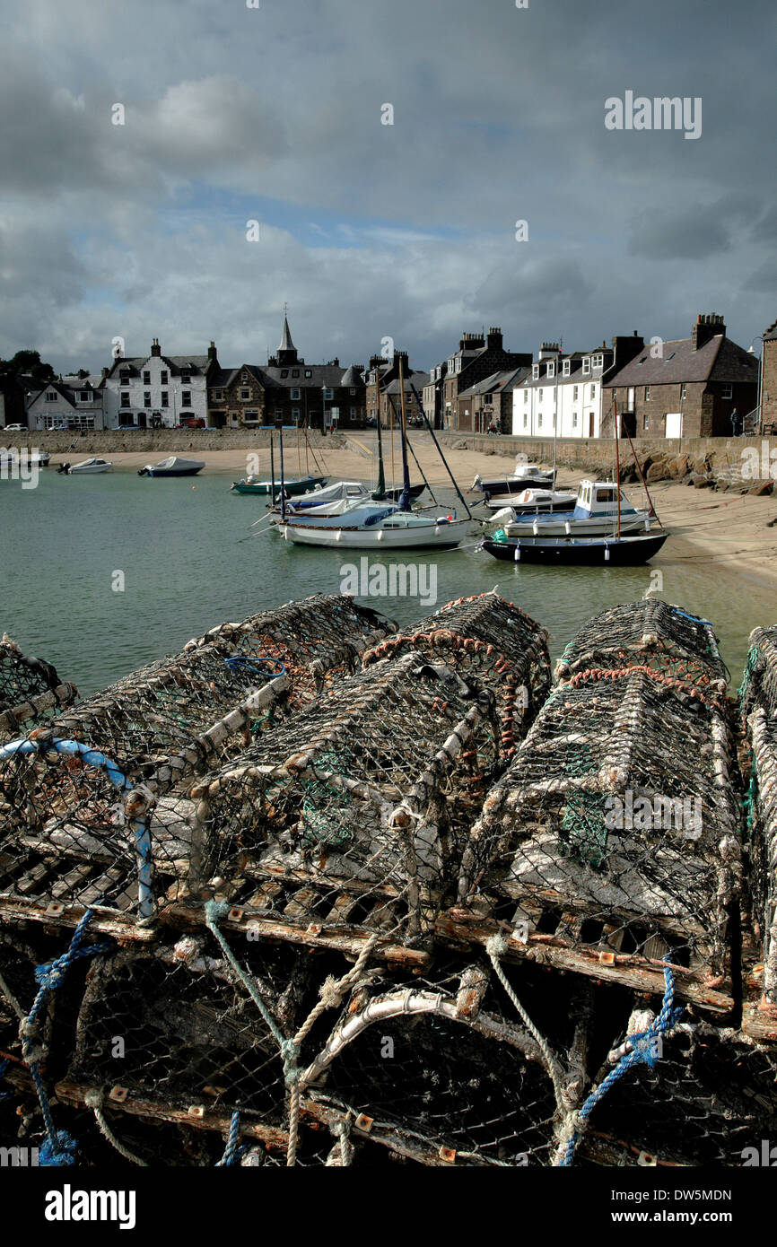 Stonehaven and Stonehaven Harbour and the Aberdeenshire Coast ...