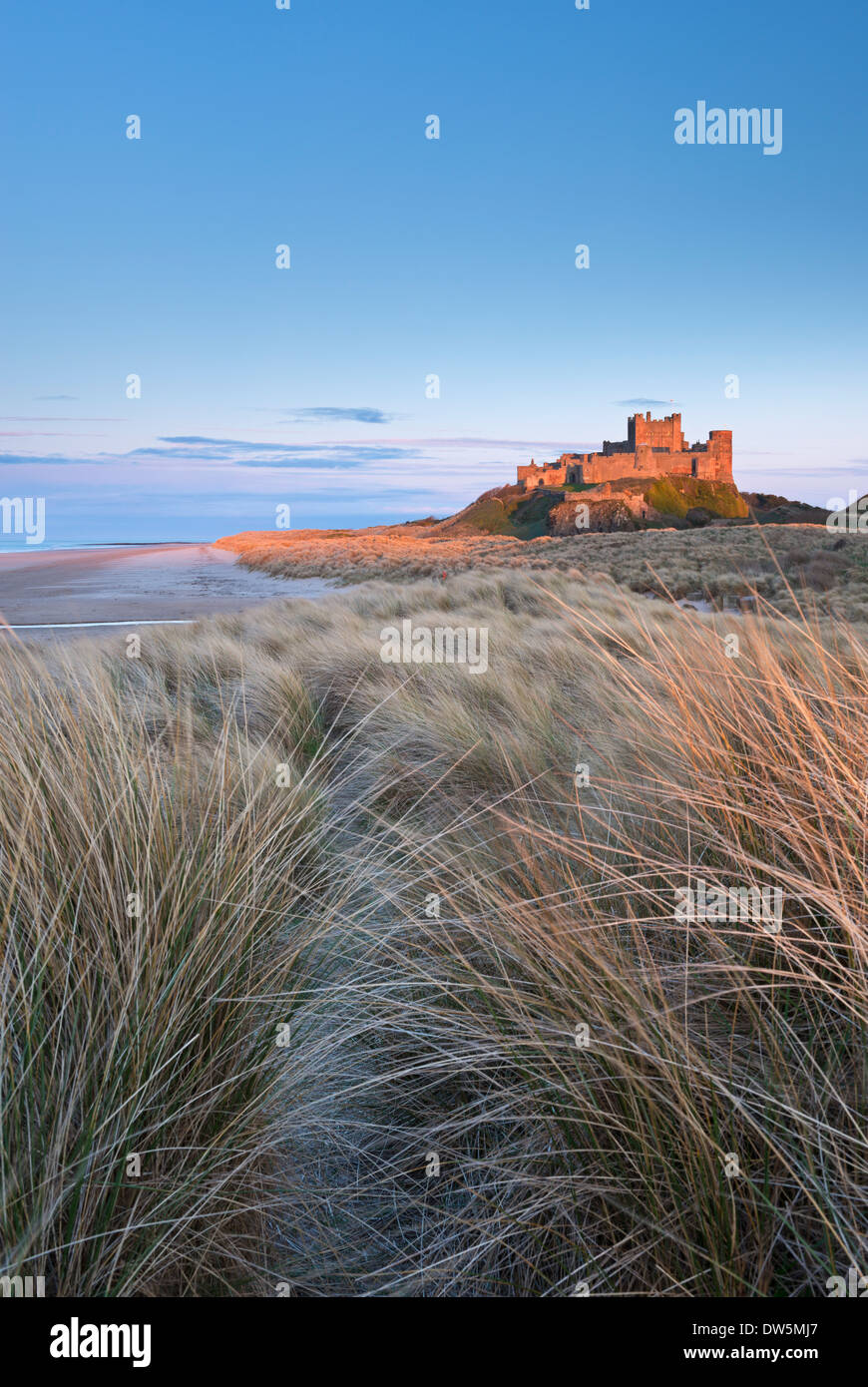 Northumberland castle hi-res stock photography and images - Alamy