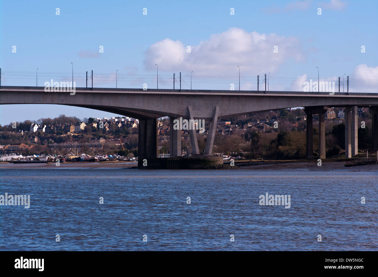 Rochester bridges river medway hi-res stock photography and images - Alamy