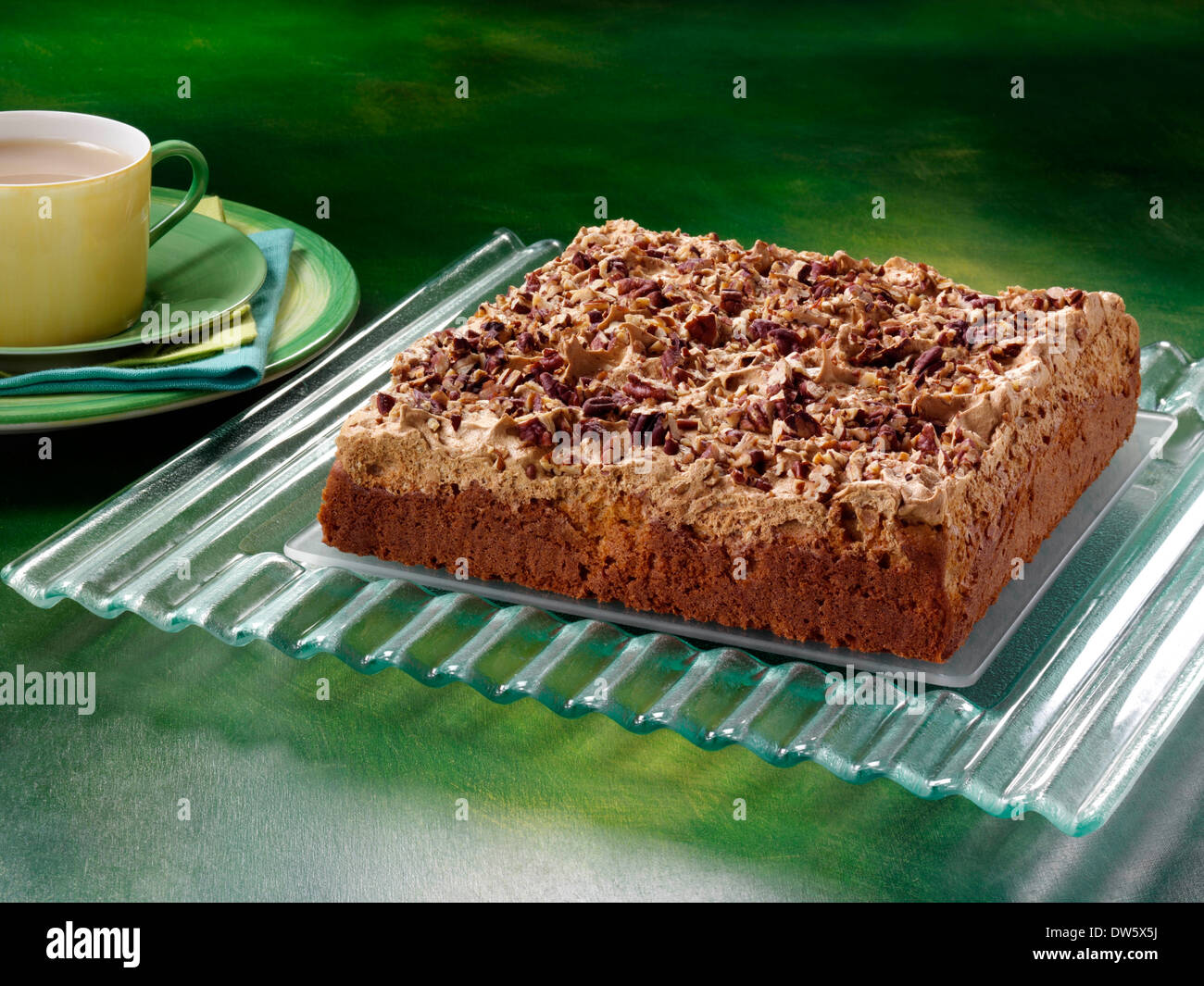 Oven baked praline cake hi-res stock photography and images - Alamy