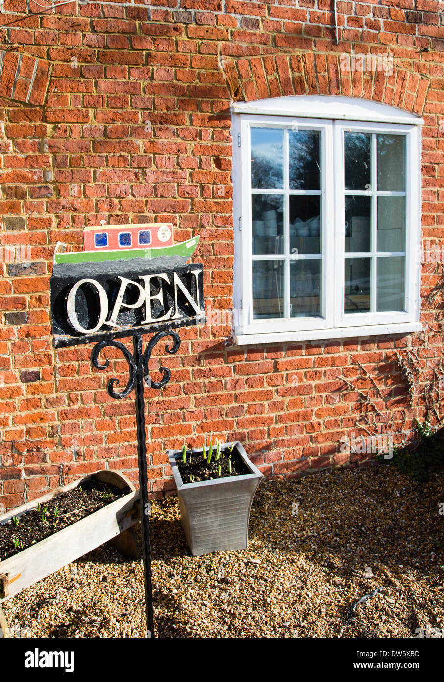 Open canal hi-res stock photography and images - Alamy