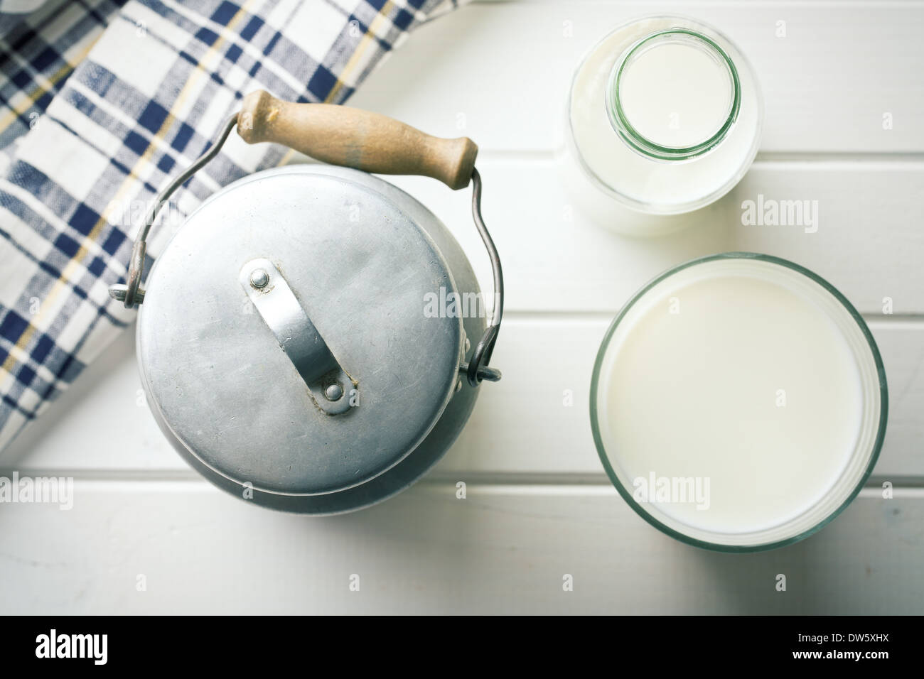 Milk can cow hi-res stock photography and images - Alamy