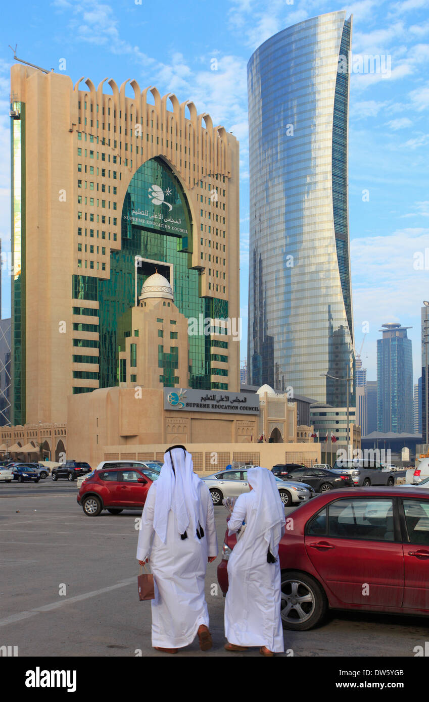 Qatar, Doha, West Bay, business district, street scene Stock Photo - Alamy