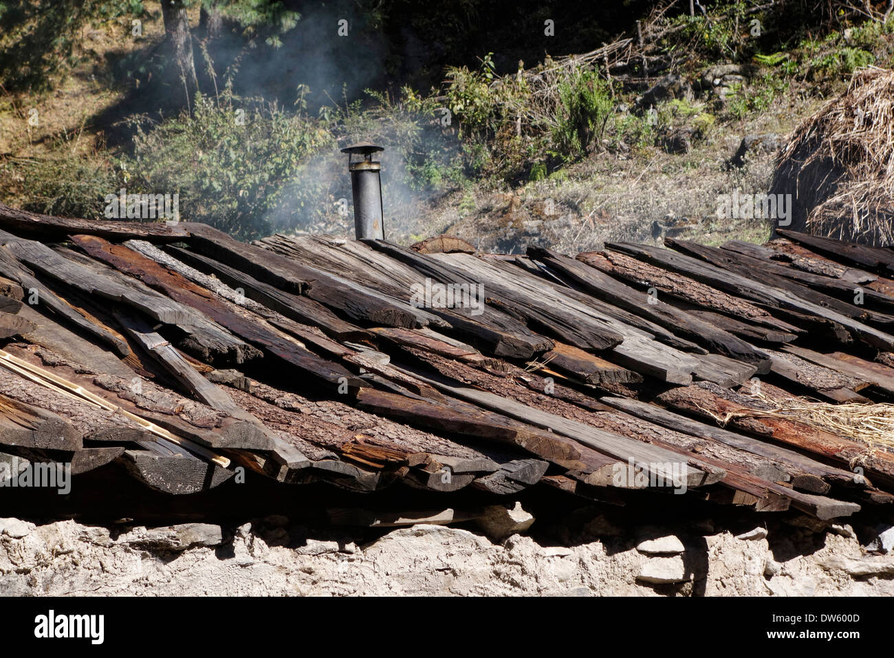 Wood slab roof on house hi-res stock photography and images - Alamy