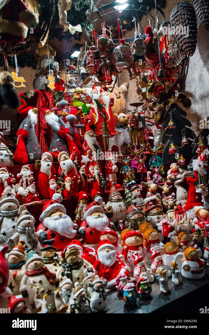 Large christmas figures hi-res stock photography and images - Alamy