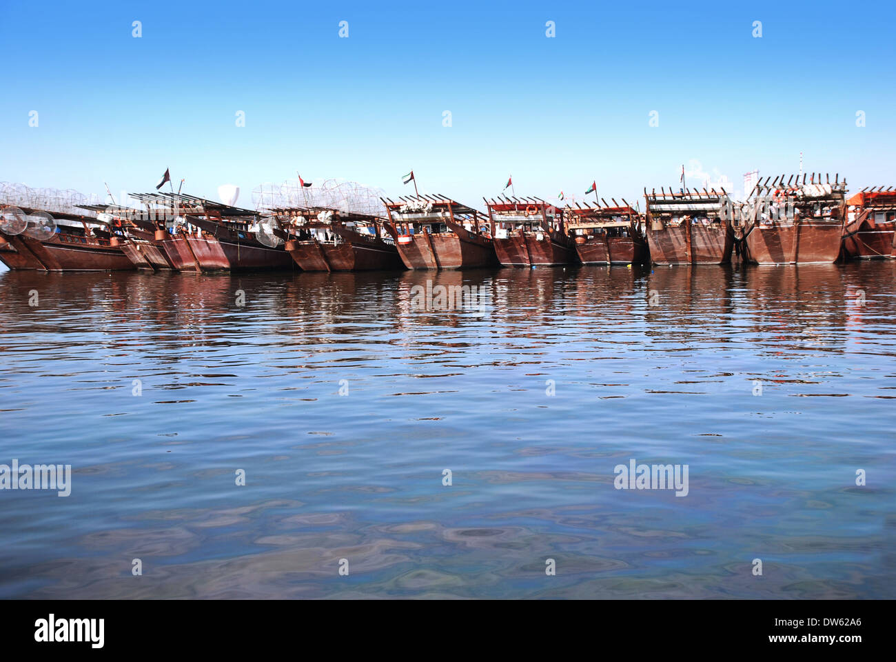 Old arabic wooden boat hi-res stock photography and images - Alamy