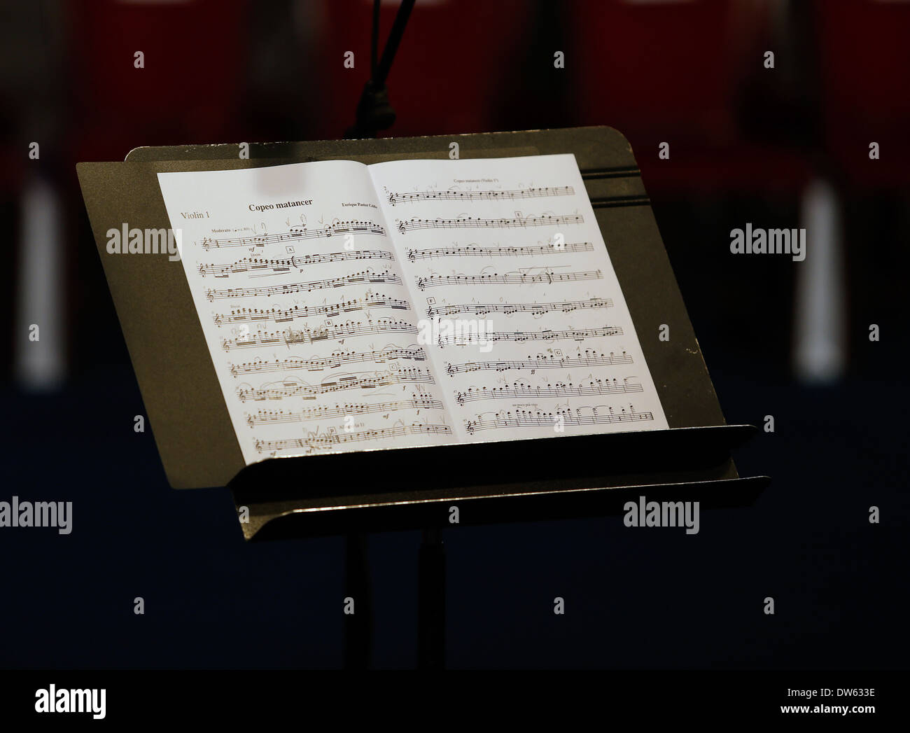 Musical score notation hi-res stock photography and images - Alamy