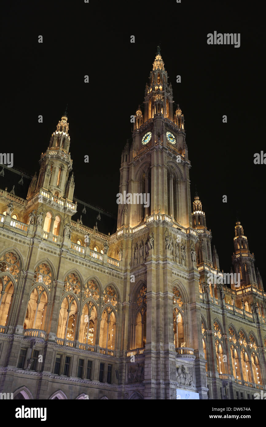 Vienna rathaus at night Stock Photo - Alamy