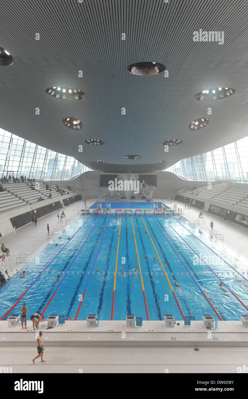 London aquatic centre hi-res stock photography and images - Alamy